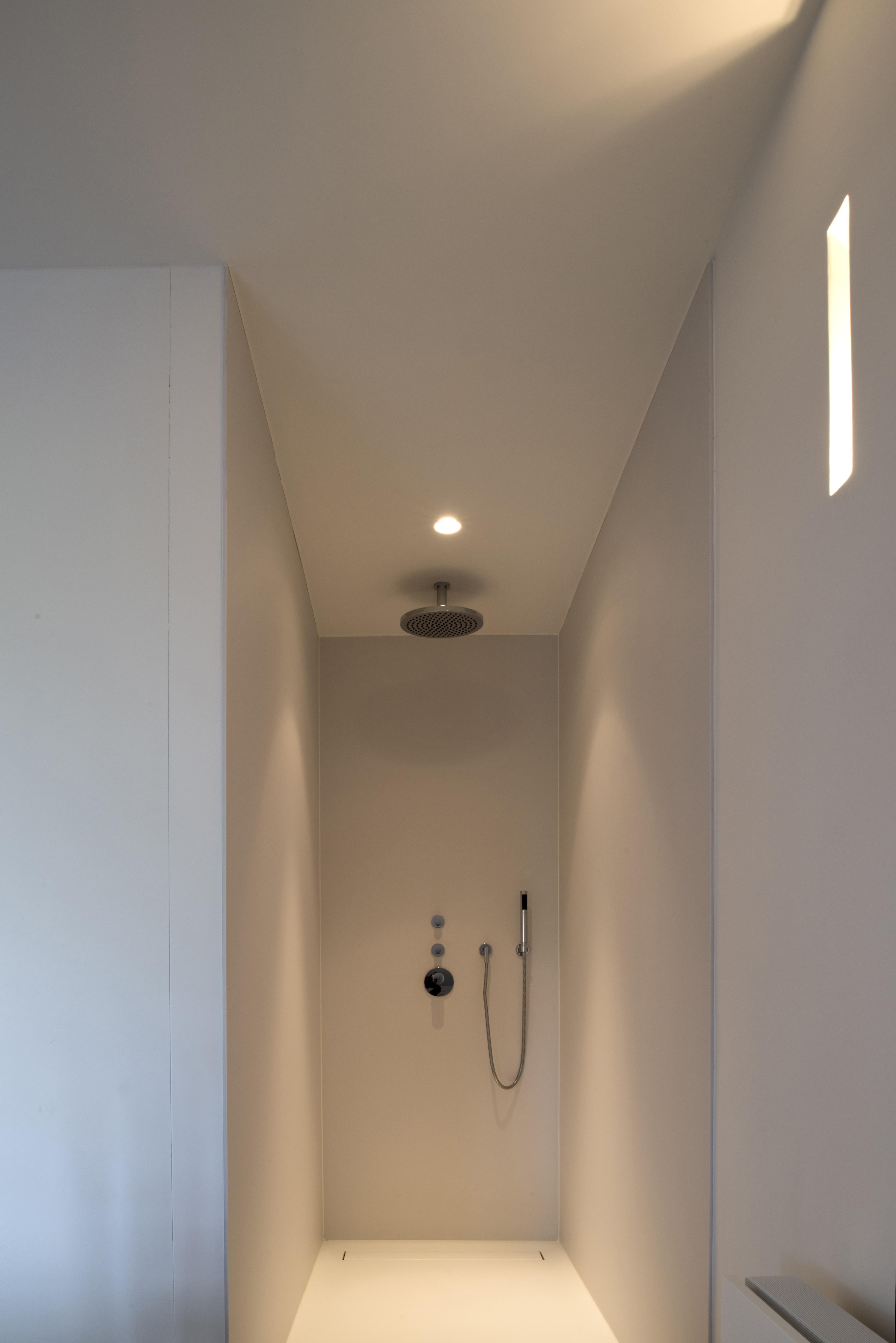 Normall - Pared - Brick in the Wall